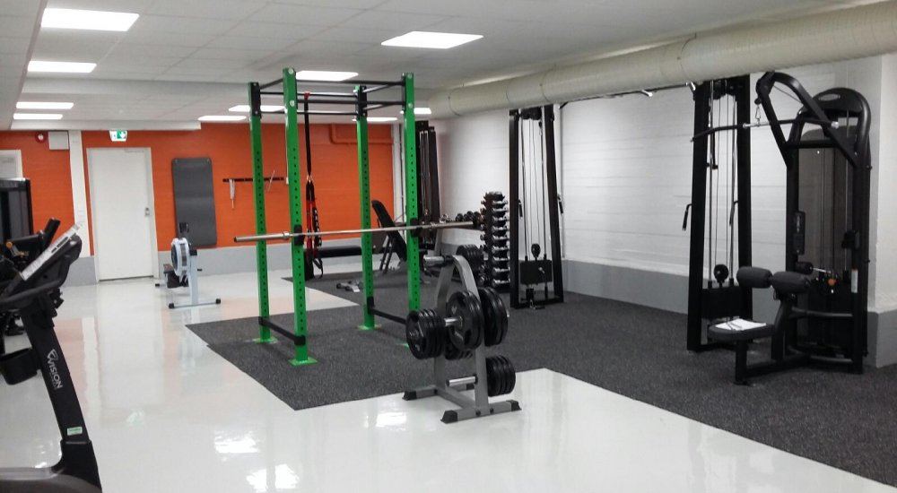 Liikuntatalon kuntosalit